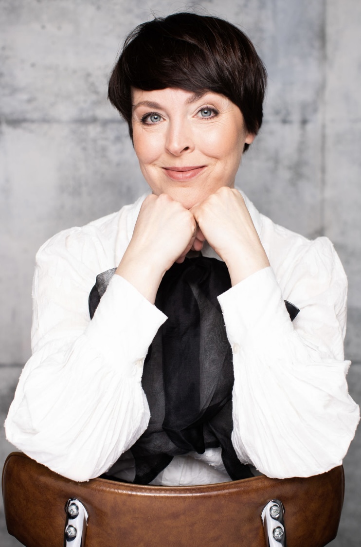 Filmmaker 5 with Jessica Hinkson: Sara - Classic Couple Academy